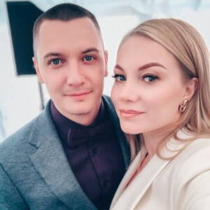 Reina_music_official at Taplink