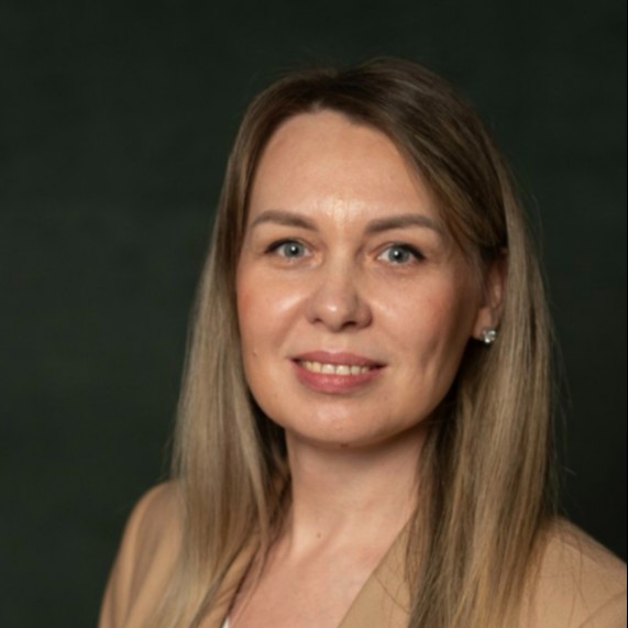 Elena_bond at Taplink