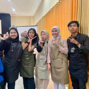 Agustiani at Taplink