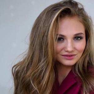 Missis_milenkaya at Taplink