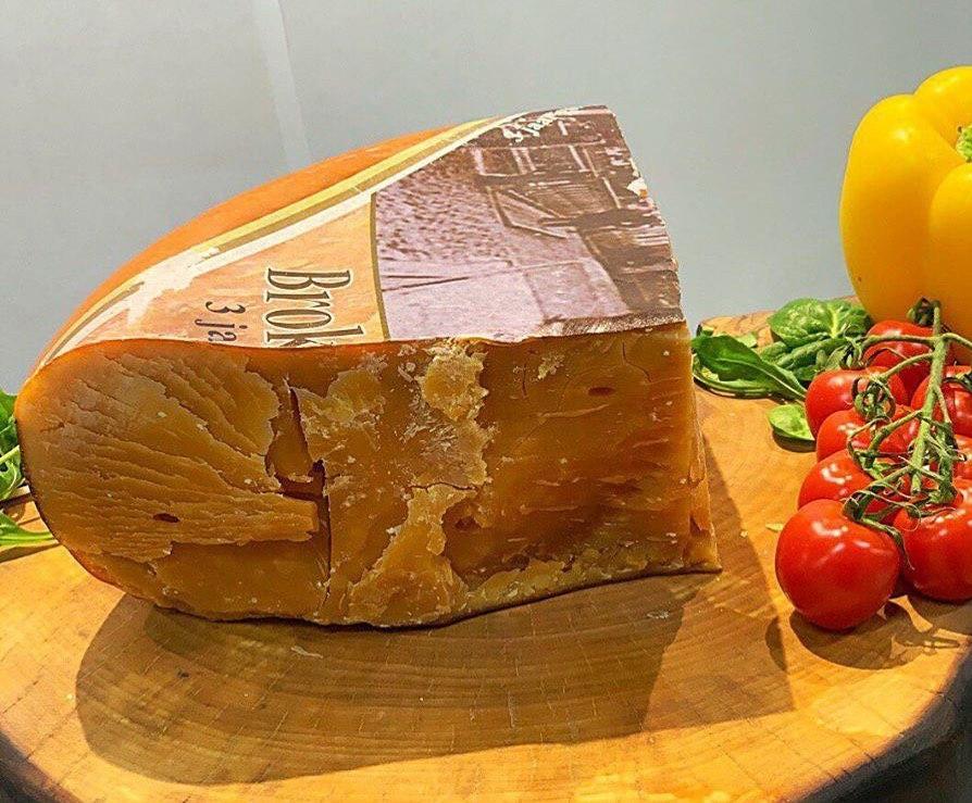 Броккел 1000 дней 100гр (коровий сыр)